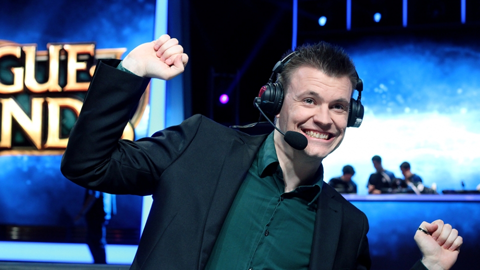 The 5 Best LOL Casters | Gamers Decide