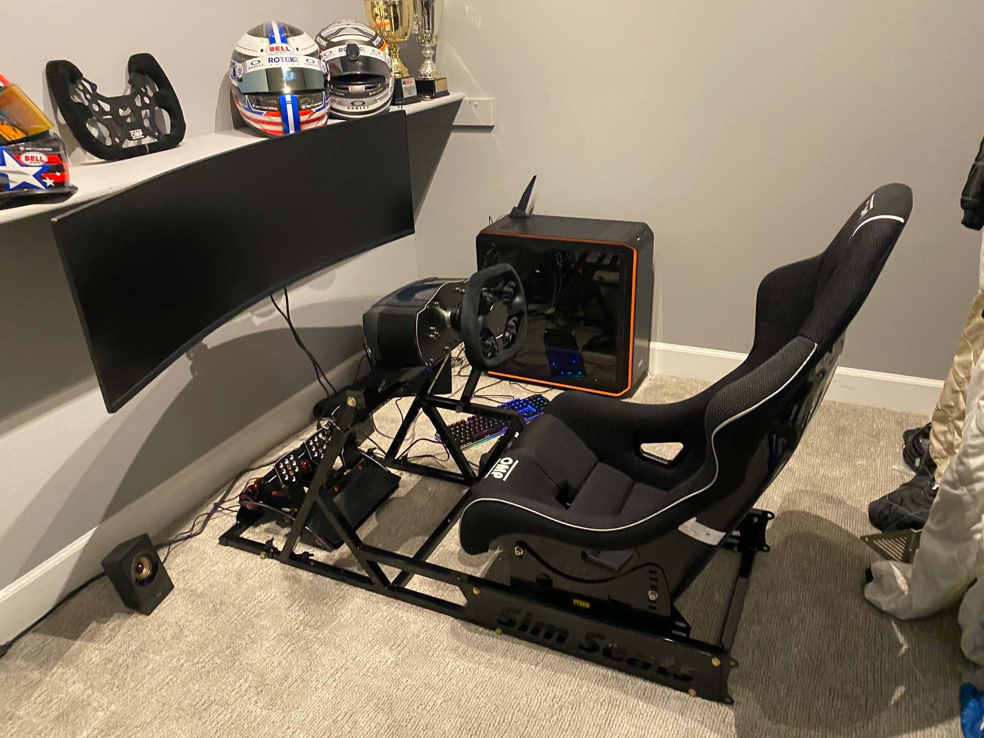 [Top 5] Best Sim Racing Rigs that are Awesome | Gamers Decide