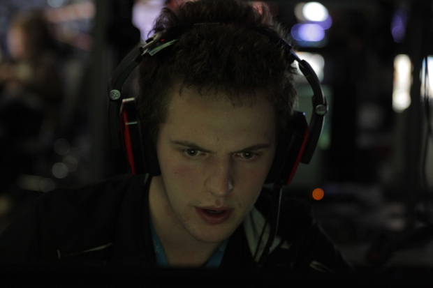 10 Best Dota 2 Streamers of 2016 | GAMERS DECIDE