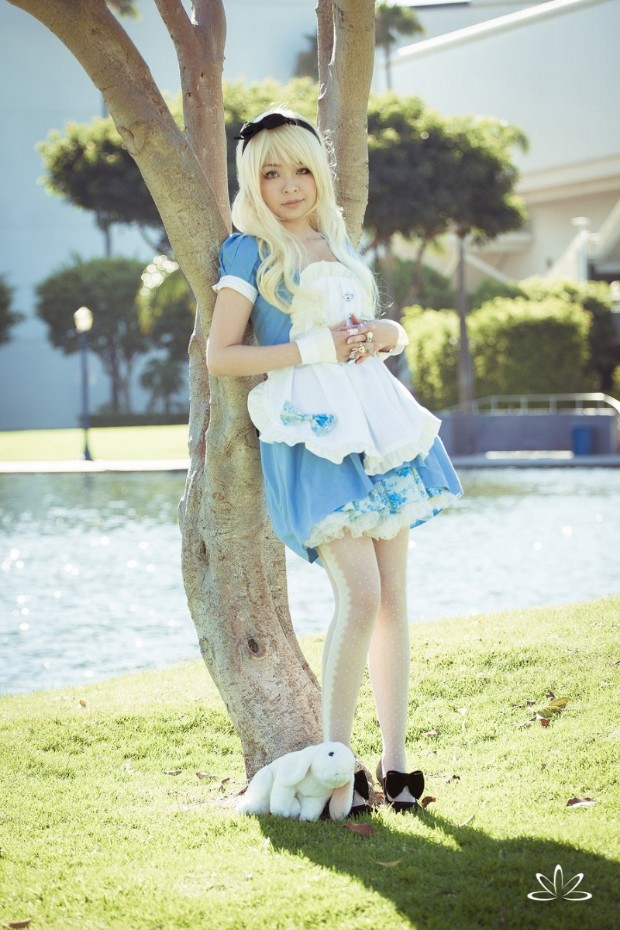 The 37 Best Alice Cosplays of All Time | Gamers Decide