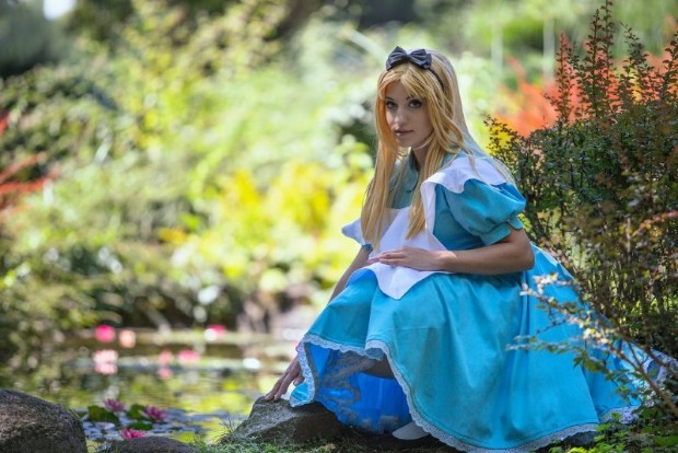 The 37 Best Alice Cosplays of All Time | Gamers Decide