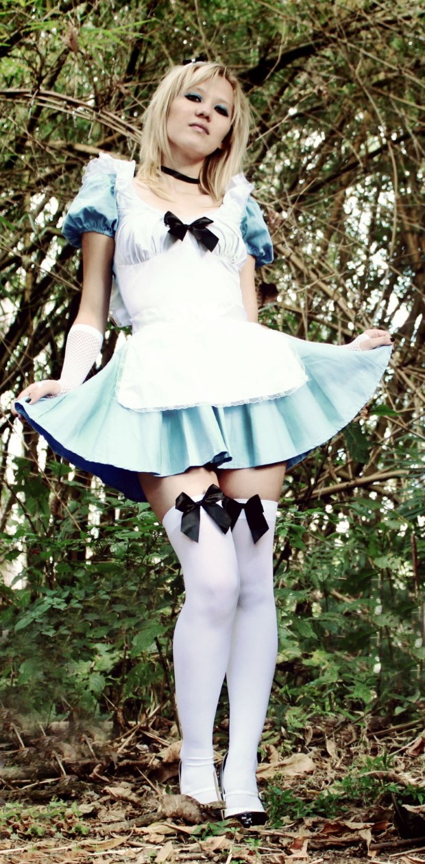 The 37 Best Alice Cosplays of All Time | GAMERS DECIDE