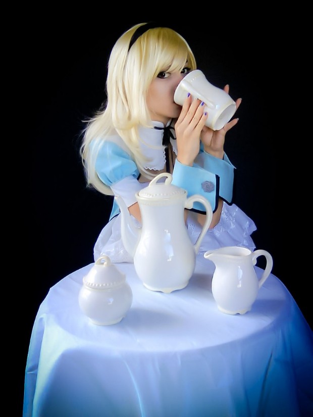 The 37 Best Alice Cosplays of All Time | Gamers Decide