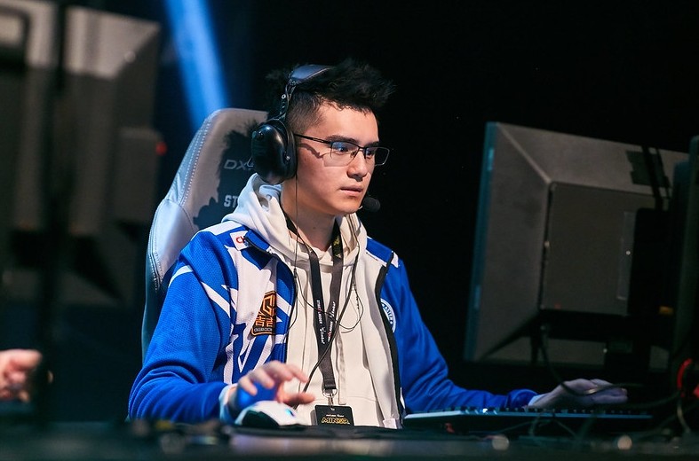 [Top 10] Dota 2 Best Invoker Players That Wreck Hard! | Gamers Decide