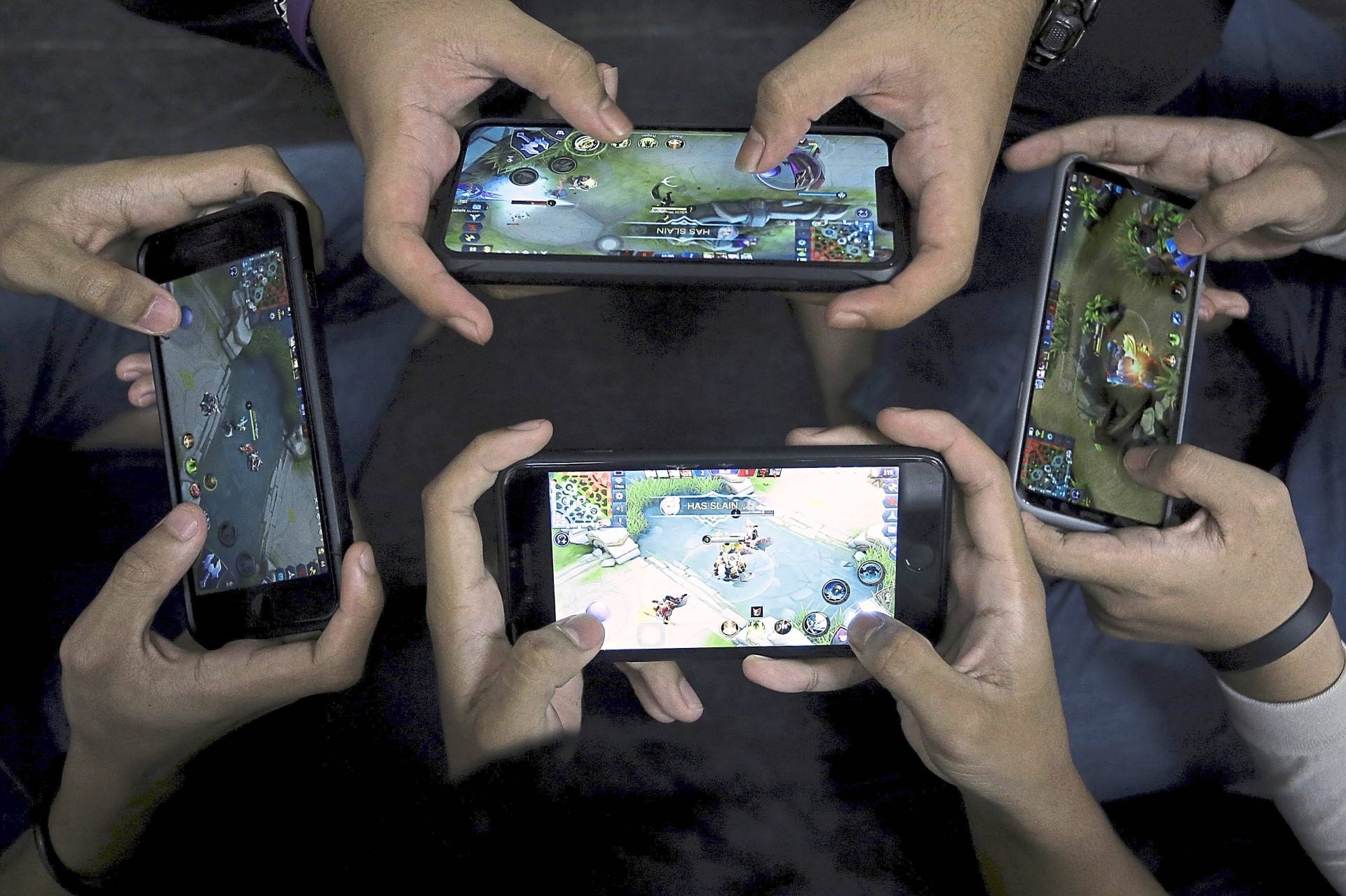 5 Reasons Why Mobile Legends Is Addictive | Gamers Decide
