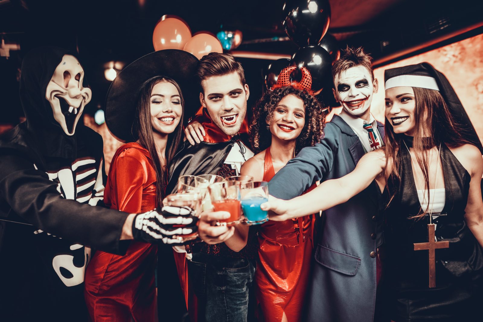 [Top 10] Best Horror Party Ideas That Are Fun | Gamers Decide