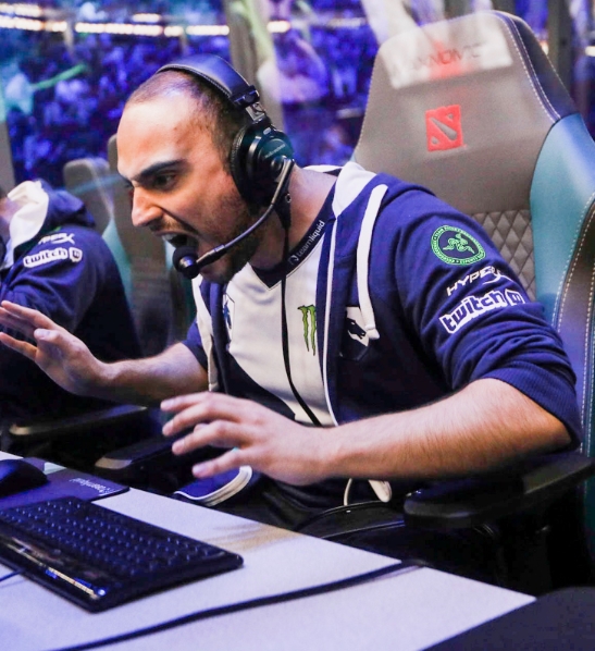 [Top 15] Dota 2 Best Players In The World Right Now, All Roles (2022 ...