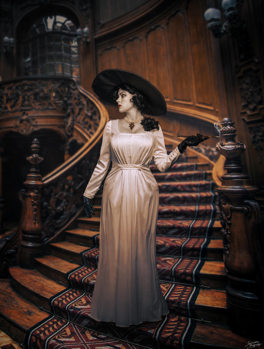 The 30 Best Lady Dimitrescu Cosplays We've Ever Seen (Most Beautiful ...