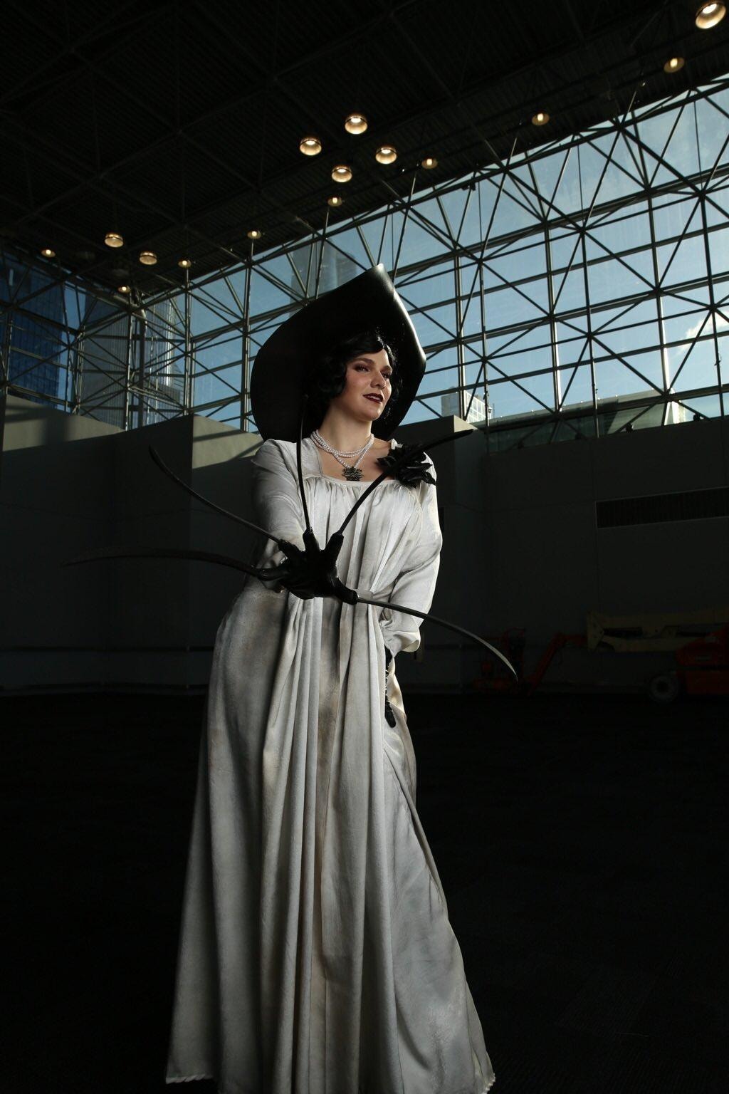 The 30 Best Lady Dimitrescu Cosplays We've Ever Seen (Most Beautiful ...