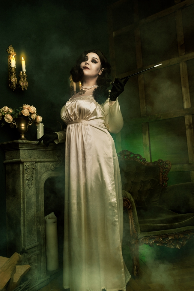 The 30 Best Lady Dimitrescu Cosplays We've Ever Seen (Most Beautiful ...