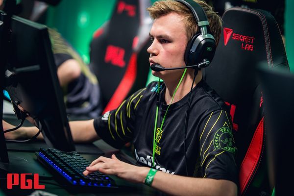 [Top 10] CSGO Best Sweden Players | GAMERS DECIDE
