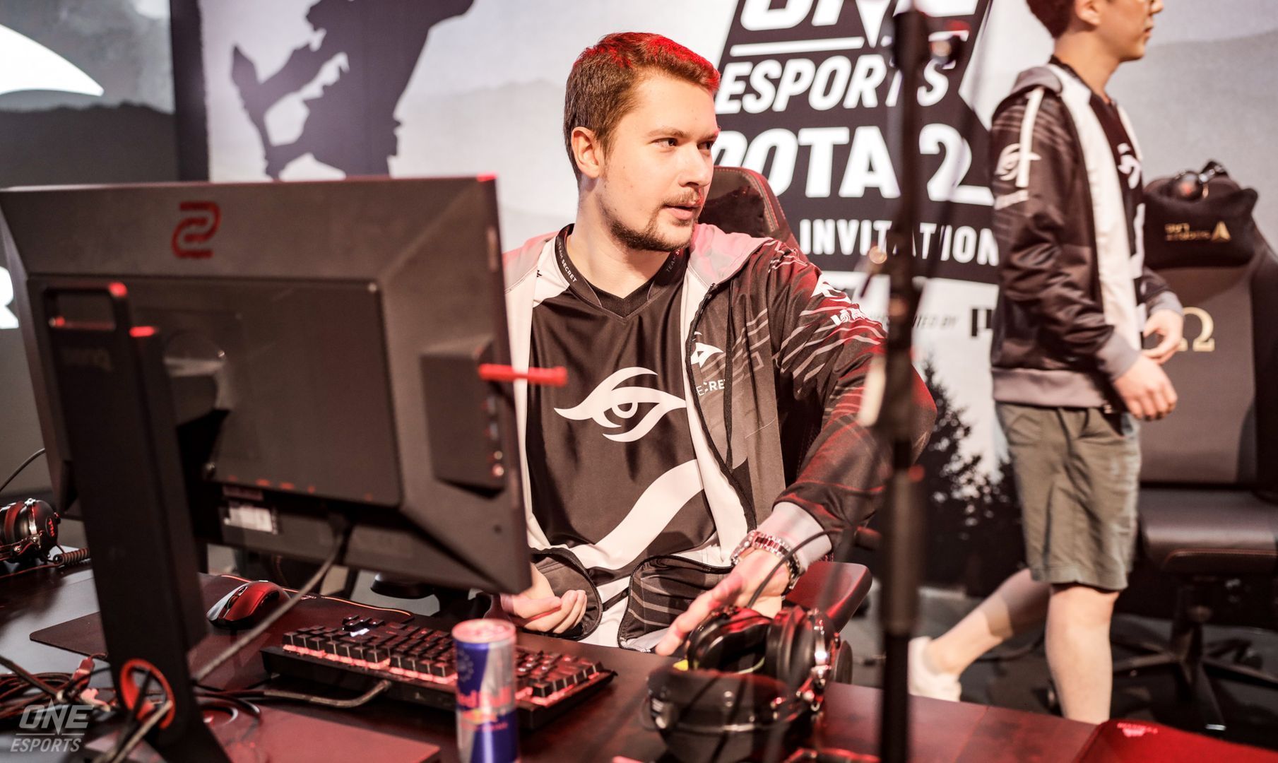 Dota 2: How To Increase MMR Fast (Top 10 Tips) | GAMERS DECIDE