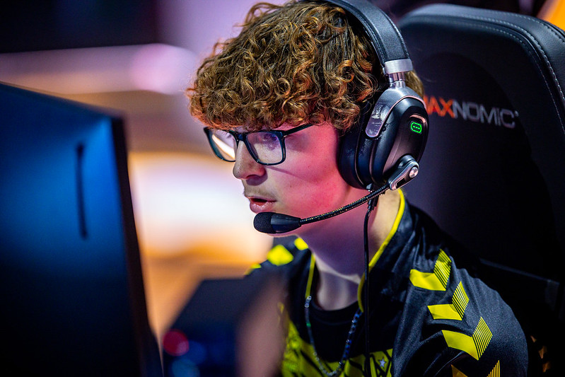 [Top 5] Rocket League Best Keybinds Use By Pros (Console) | Gamers Decide