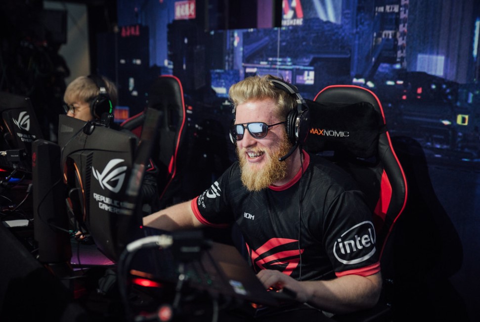 [Top 10] Best CS2 Streamers To Watch in 2024 | Gamers Decide